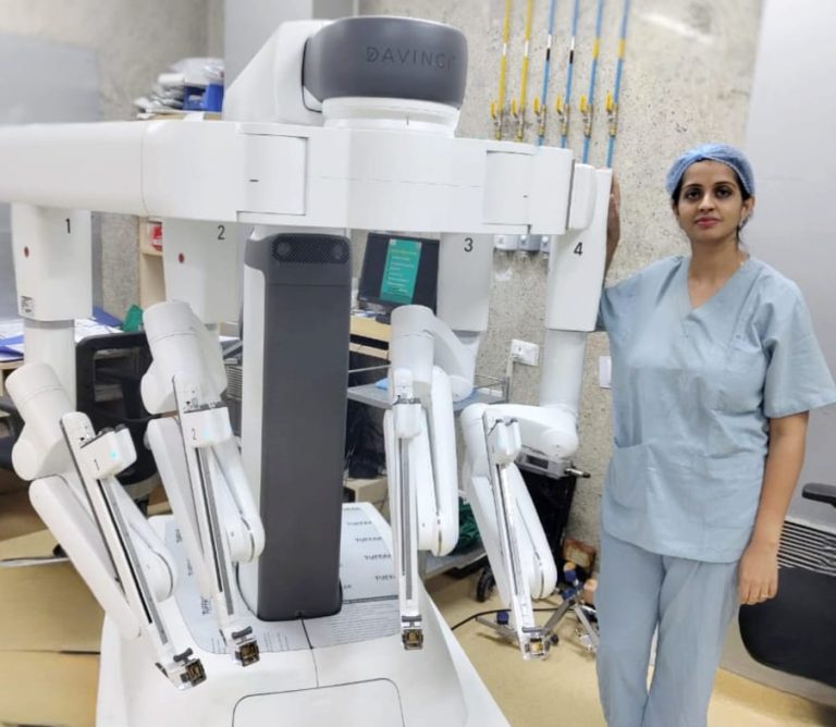 Best robotic gynae female surgeon near me –Dr. Monika Meena